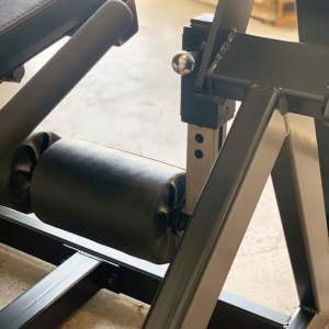 Watson Plate Load Leg Extension – Gym fit Out Dubai